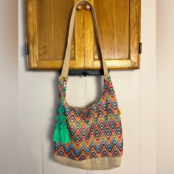 Bags | Nwot Artesanias Made In Mexico Woven Multicolored Zip Top Tote ...